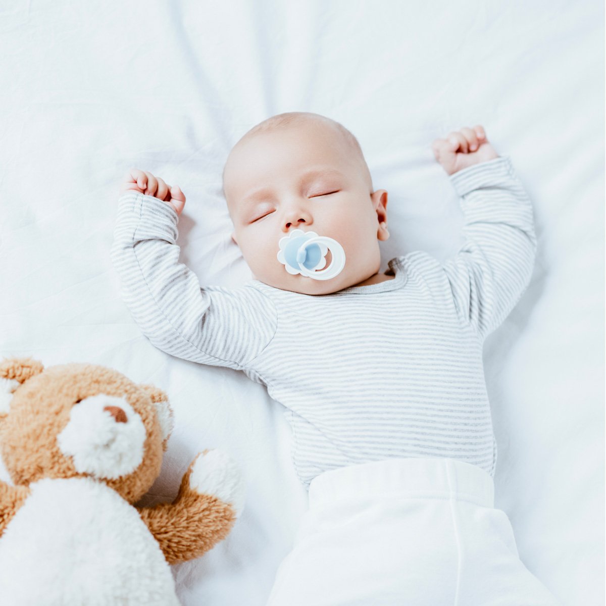 Le développement de votre bébé à 2 mois - JOORNAL - JOONE